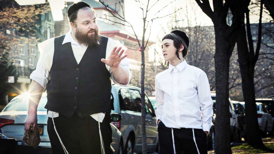 Review: Menashe (United States, 2017) | Cinema Escapist