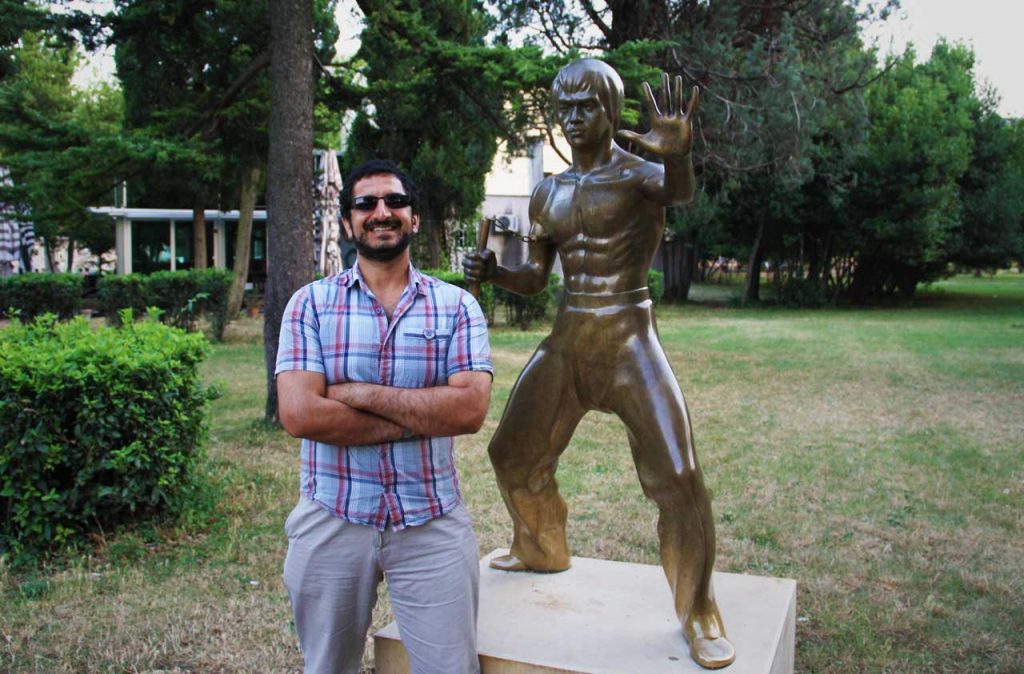 The Bruce Lee Statue That Sought to Unify a Divided City | Cinema Escapist