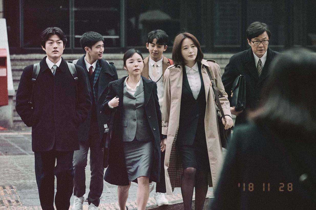 Review: "Default" is Korea's Take on "The Big Short" | Cinema Escapist